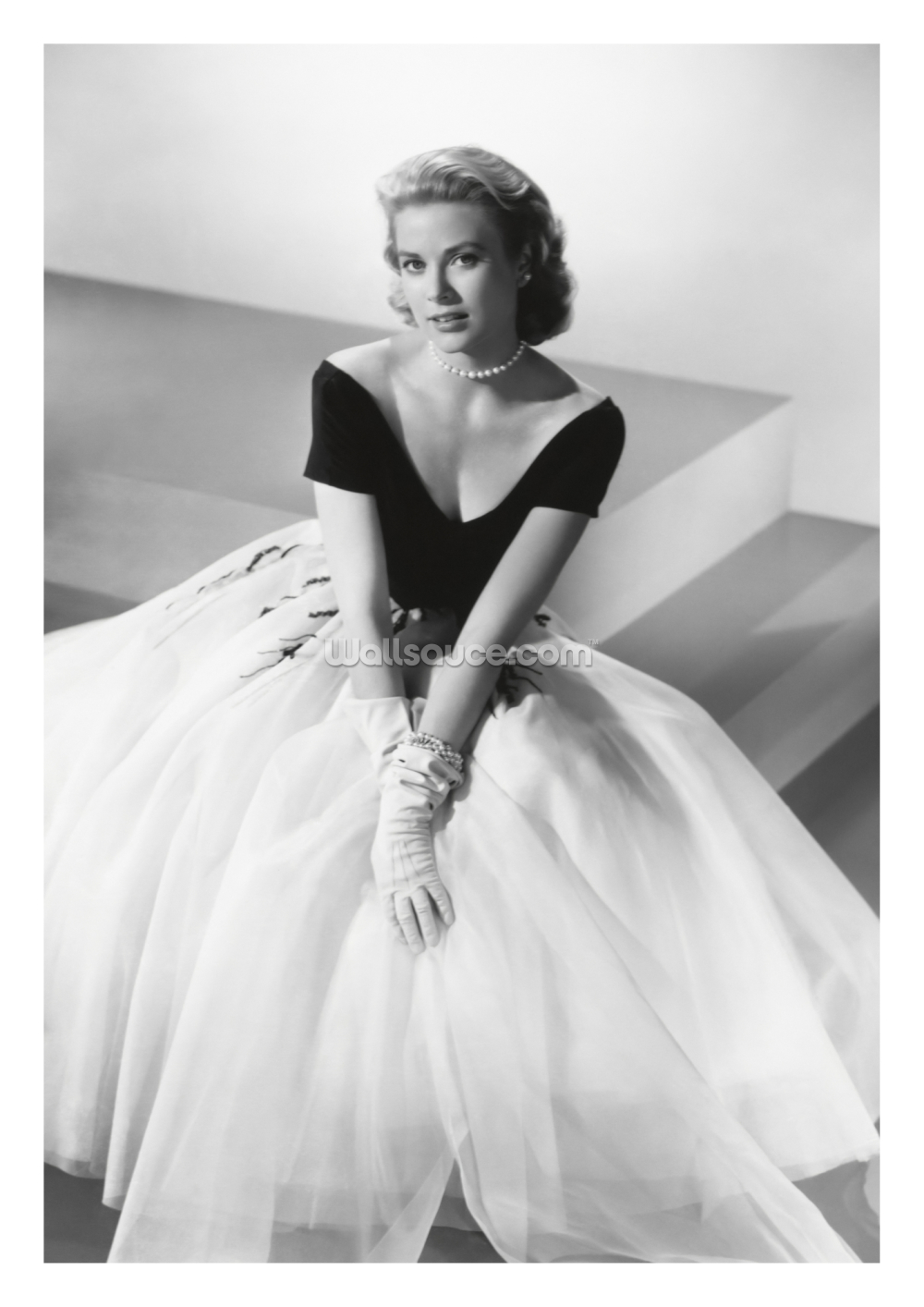 Grace Kelly 1954 Poster & Print | Wallsauce UK